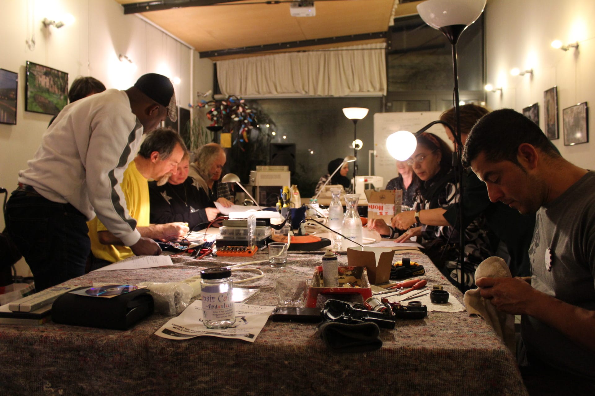 Tout sur les Repair Cafés en Belgique - Repair Together